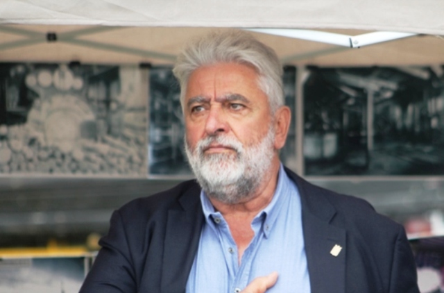 Intendente (I) Juan Pígola asiste a la llegada de la 8ª etapa de la ...